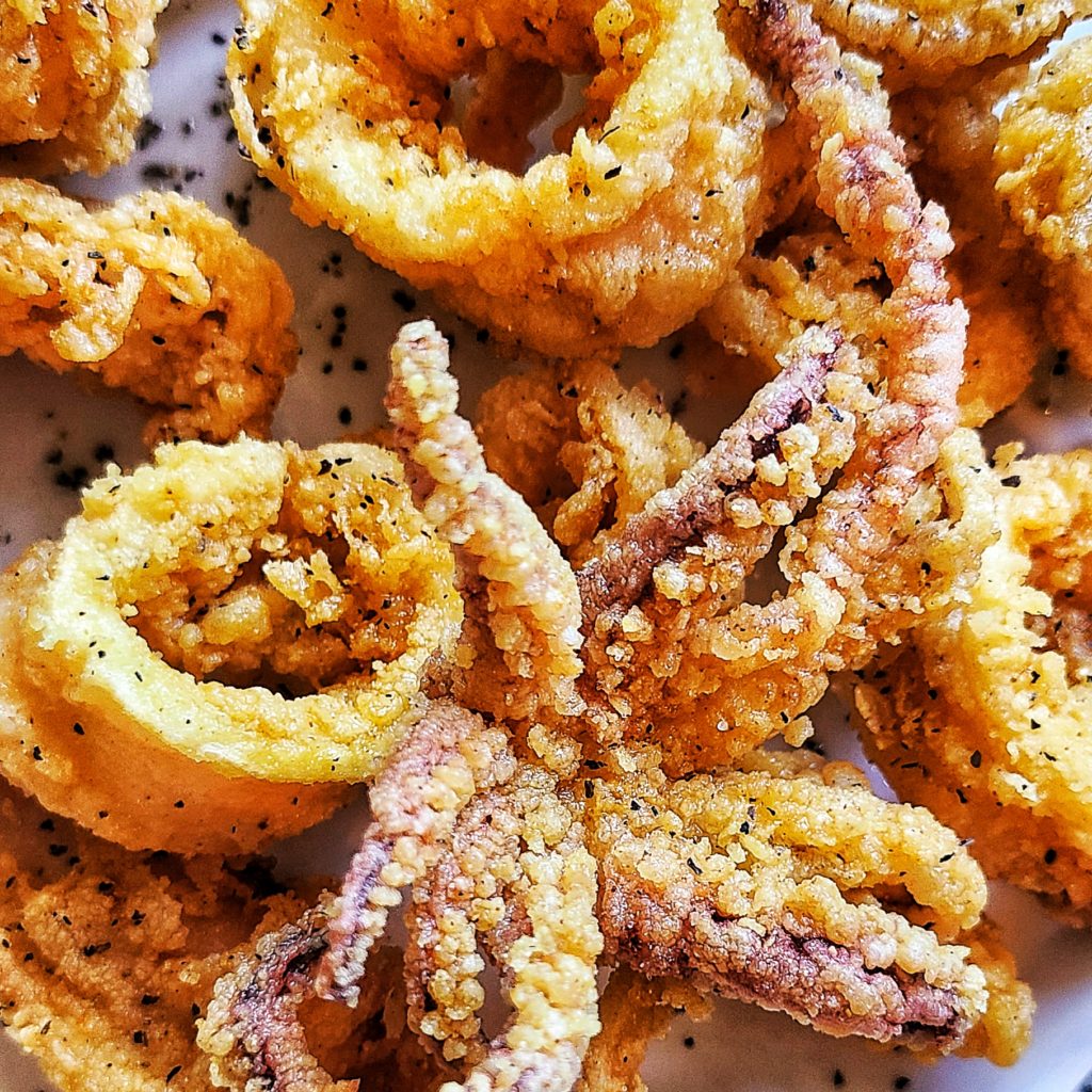 Fried Calamari | Kalofagas.ca