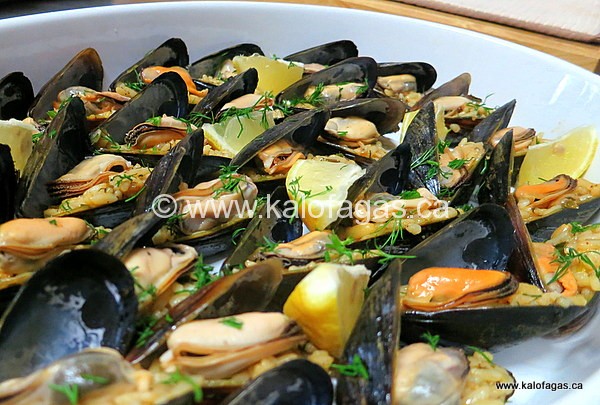 Stuffed Mussels With Rice, Pine Nuts and Sultanas | Kalofagas.ca