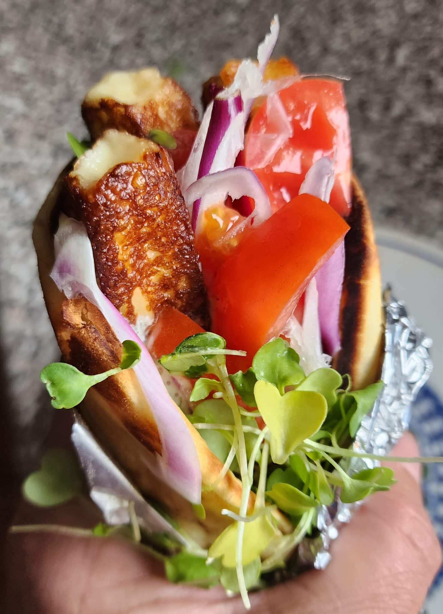 Halloumi in a Pita | Kalofagas.ca