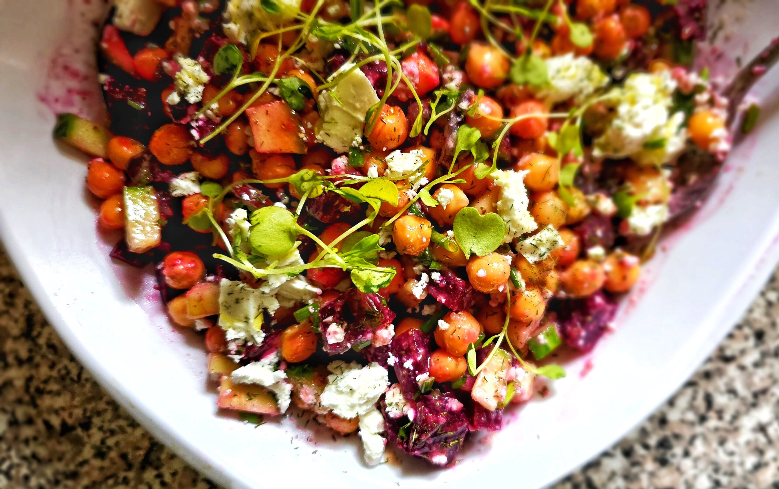 Chickpea Salad with Beets & Feta | Kalofagas.ca