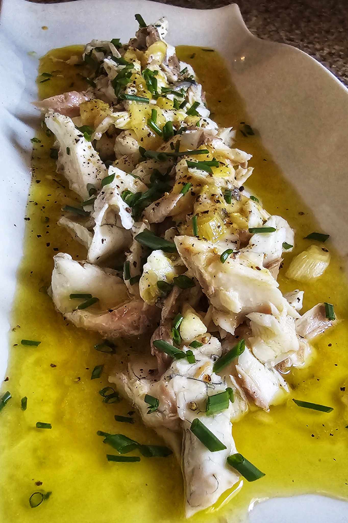 Poached Fish with Oil & Lemon Sauce | Kalofagas.ca
